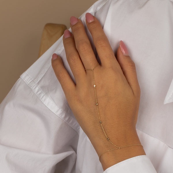 Diamond Multi Bezel Hand Chain 14K – Adina Eden